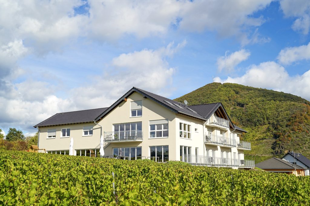 Ferienwohnungen – Senheim